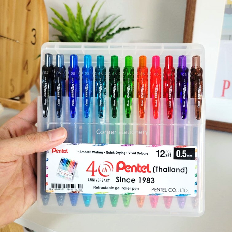 ปากกาเจล 0.5 มม (ชุด 12 สีพร้อมกล่องแข็งตั้งได้) ตรา Pentel รุ่น BLN105-12SET จำนวนจำกัด limited ...