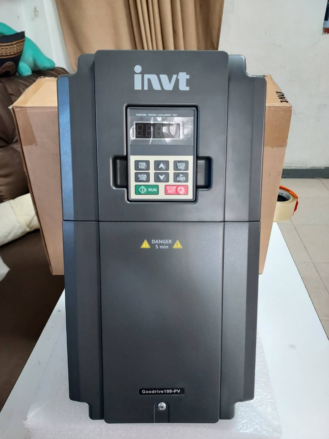 INVT solar Pump Controller .GD100-004G-SS2-PV ,Single phase 4Kw. ขนาด1 ...
