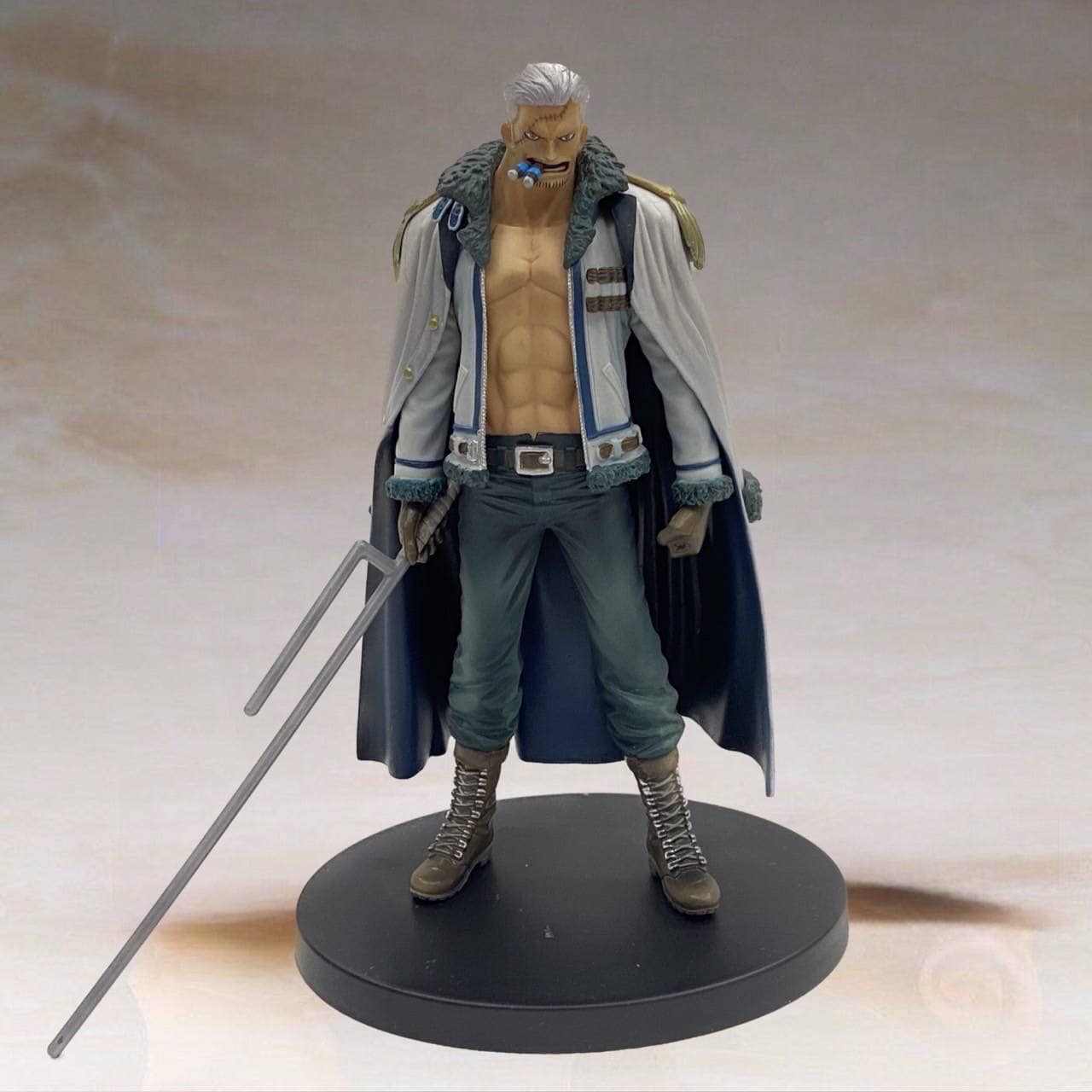 โมเดลวันพีช พลเรือโท สโมคเกอร์ One Piece Figurine - Craneking DXF The ...