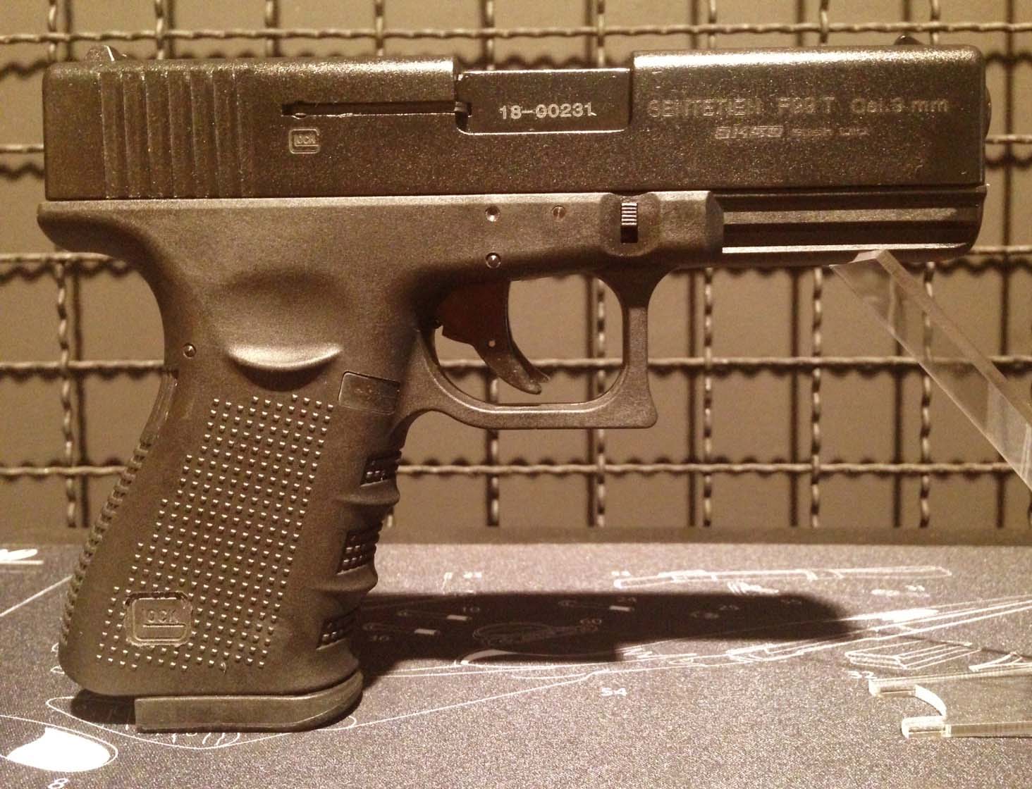 Blank GLOCK 17 Gen 4 Full Marking ปืนสุดคลาสสิคที่ขายดีอันดับต้นๆ ของ ...