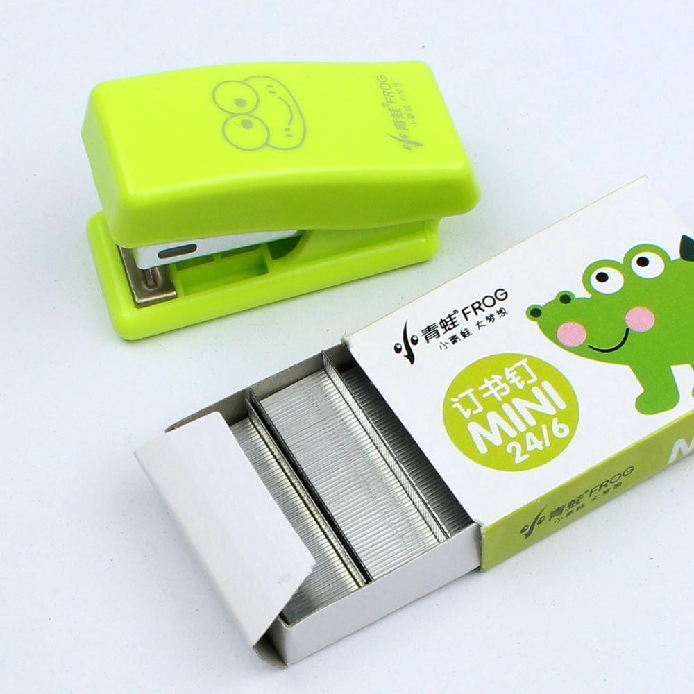 เครื่องเย็บกระดาษ ขนาดเล็ก TY-6869 พร้อมลวดเย็บ คละสี รุ่น Staple-Small ...