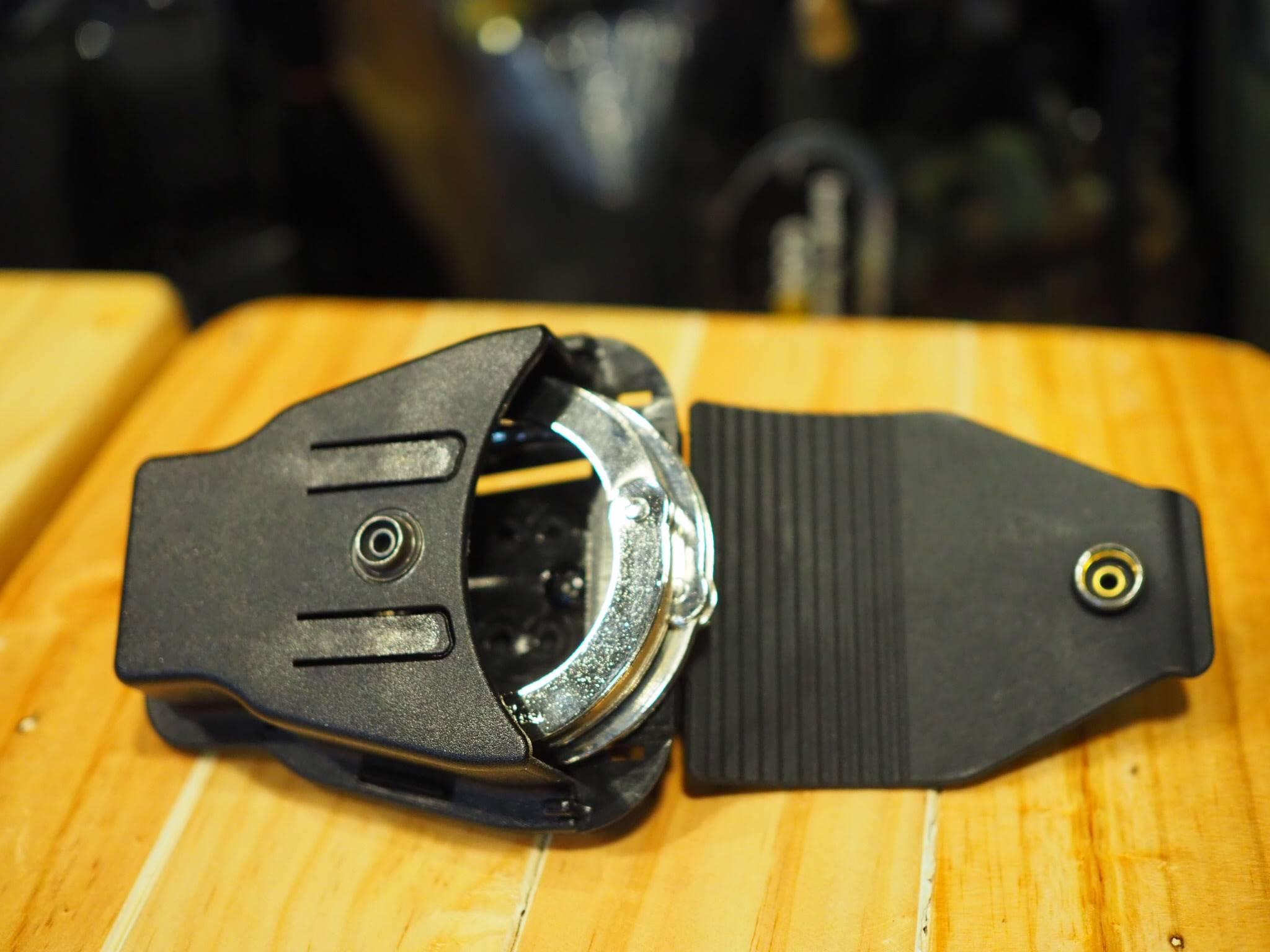 ซองกุญแจมือ โพลิเมอร์ Bogie1 รุ่น 360 หมุนได้ 350 องศา รองรับกุญแจมือทุกรุ่น มีฝาเปิด-ปิด ถอดได้ ...