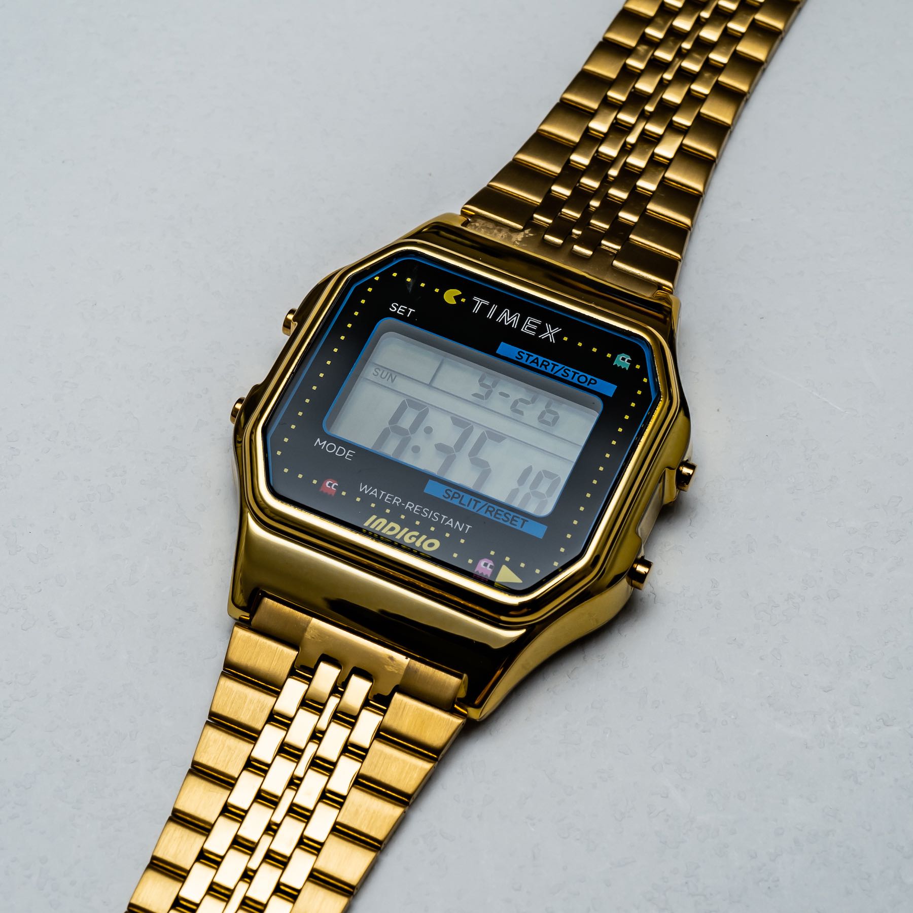 Timex TM-TW2U32000 T80 x PAC-MAN™ นาฬิกาข้อมือผู้ชายเเละผู้หญิง สีทอง ...