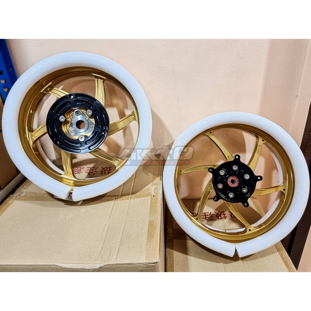 OVER RACING GP-Six ล้ออลูมิเนียมฟรอซ YAMAHA XMAX300 สีทอง F3.50-15R4.00 ...