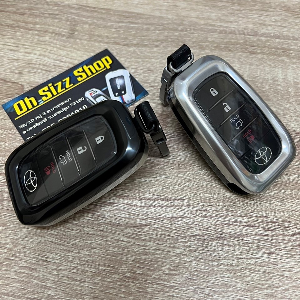 เคสโลหะสองสีดำเงิน รีโมทรถ Toyota Fortuner Legender 2022 แบบ 2 ชั้น สา ...