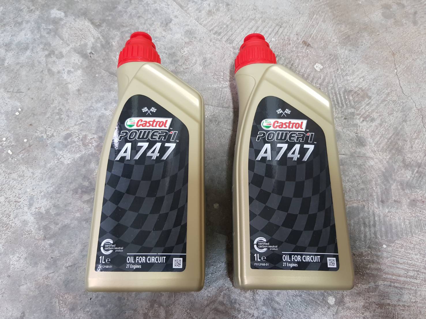 น้ำมันหัวเชื้อ 2T Castrol 747 1 L. สำหรับจักรยานยน 2จังหวะ | Lazada.co.th