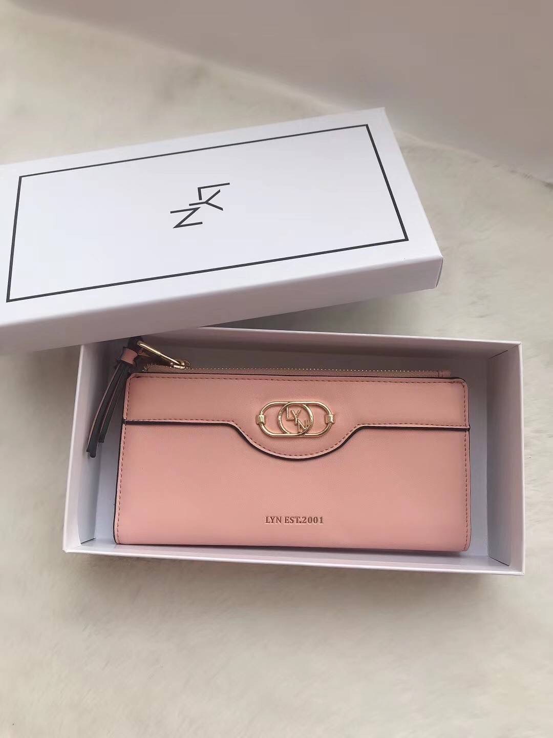 กระเป๋าสตางค์ กระเป๋าเงิน กระเป๋าตัง ใบยาว NEW LYN Wallet 2020 ของแท้ ...