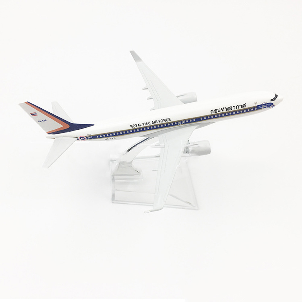 โมเดลเครื่องบิน กองทัพอากาศไทย (ROYAL THAI AIR FORCE Boeing 737) ขนาด ...