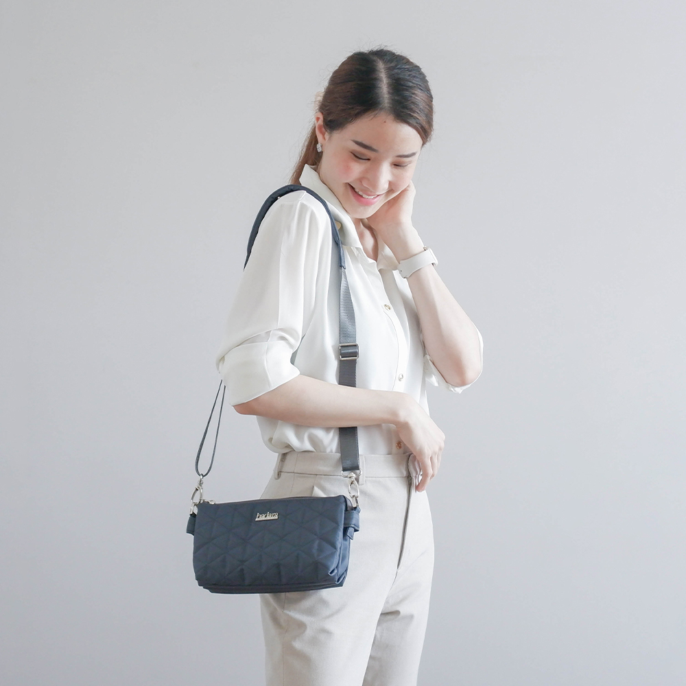 [Pre-order] Hadara ครอสบอดี้ รุ่น Ch.68 ไซส์ S ช่องจัดเก็บ 20 ช่อง ...