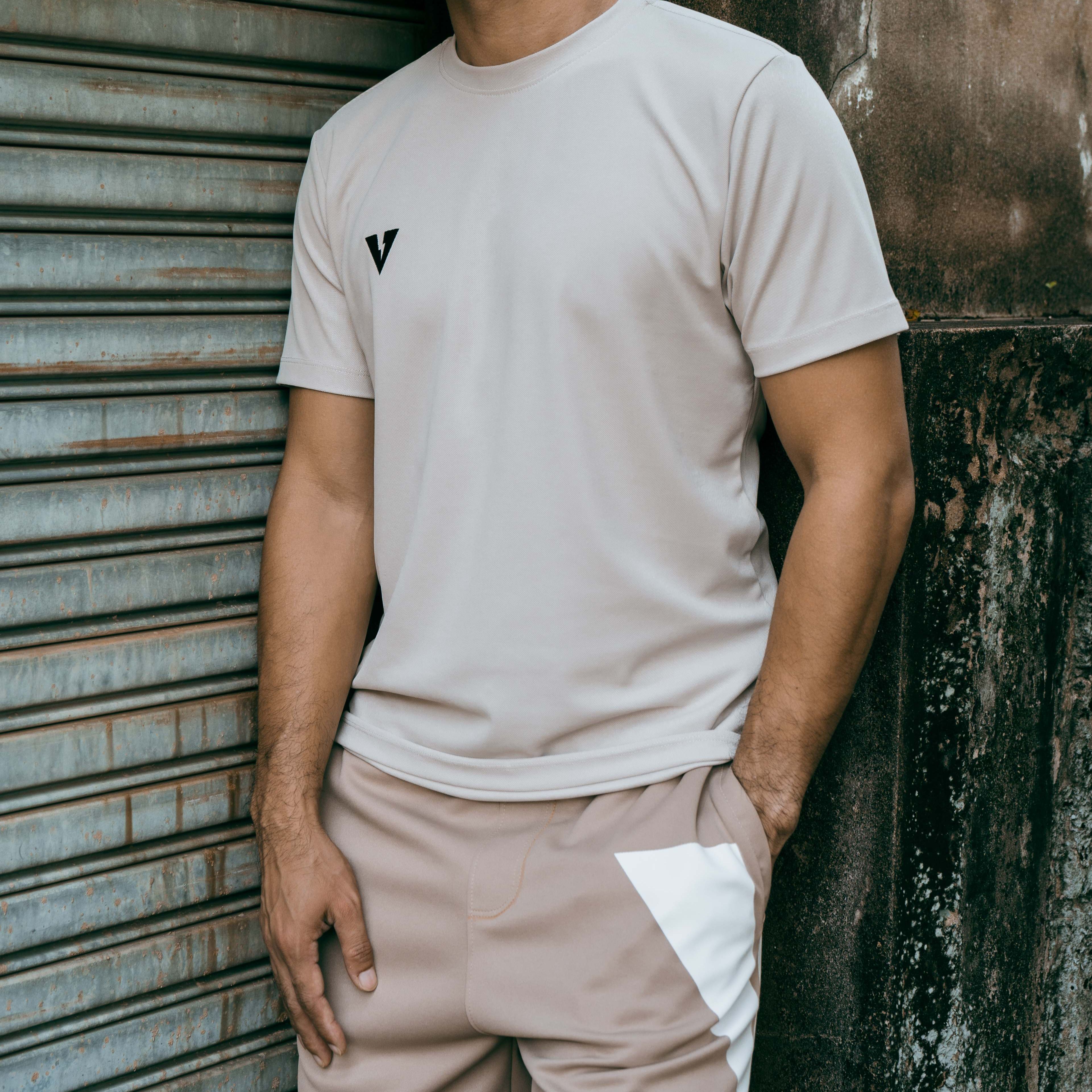 VOLT เสื้อยืด แขนสั้น สีเบจ MOMENTUM 003 T-SHIRTS BEIGE - VOLT THAILAND ...