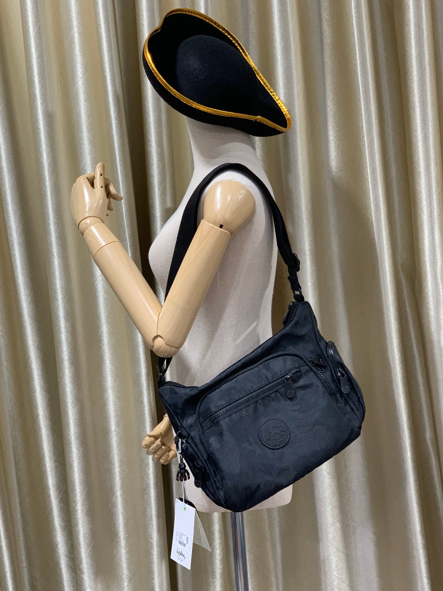 Kipling GABBIE S Crossbody Bag with Phone Compartment Bag จากคอลเลคชั่น ...