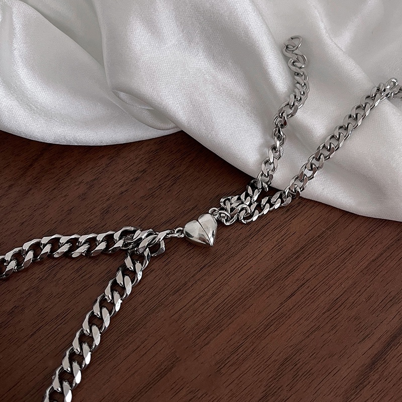 สร้อยข้อมือ กําไลข้อมือคู่รัก แม่เหล็กรูปหัวใจ 1 คู่ เครื่องประดับผู้หญิงและผู้ชาย B69 - Pom1419 ...