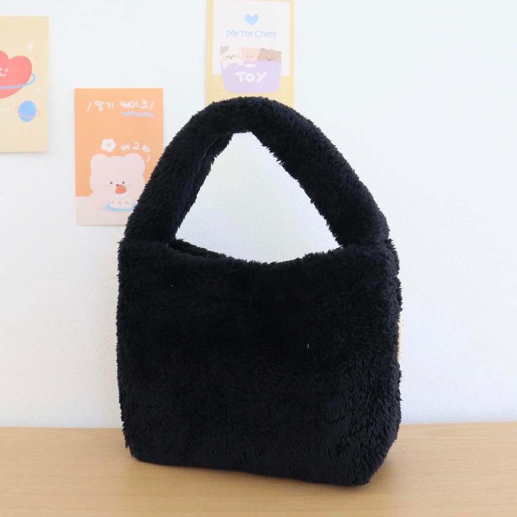 Expenditures ☜พร้อมส่ง Fluffy mini bag กระเป๋าขน กระเป๋าถือขนนุ่ม มีซับ ...