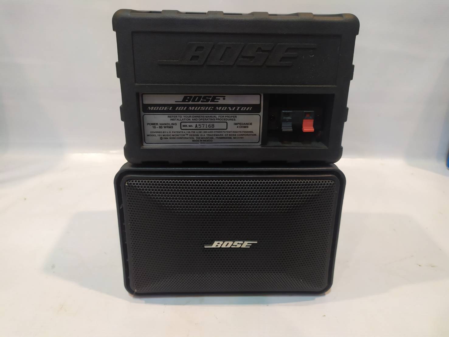 ลำโพงมอนิเตอร์ขนาดเล็ก BOSE 101 (Model 101 Music Monitors ) ดอกขนาด 4.5 ...