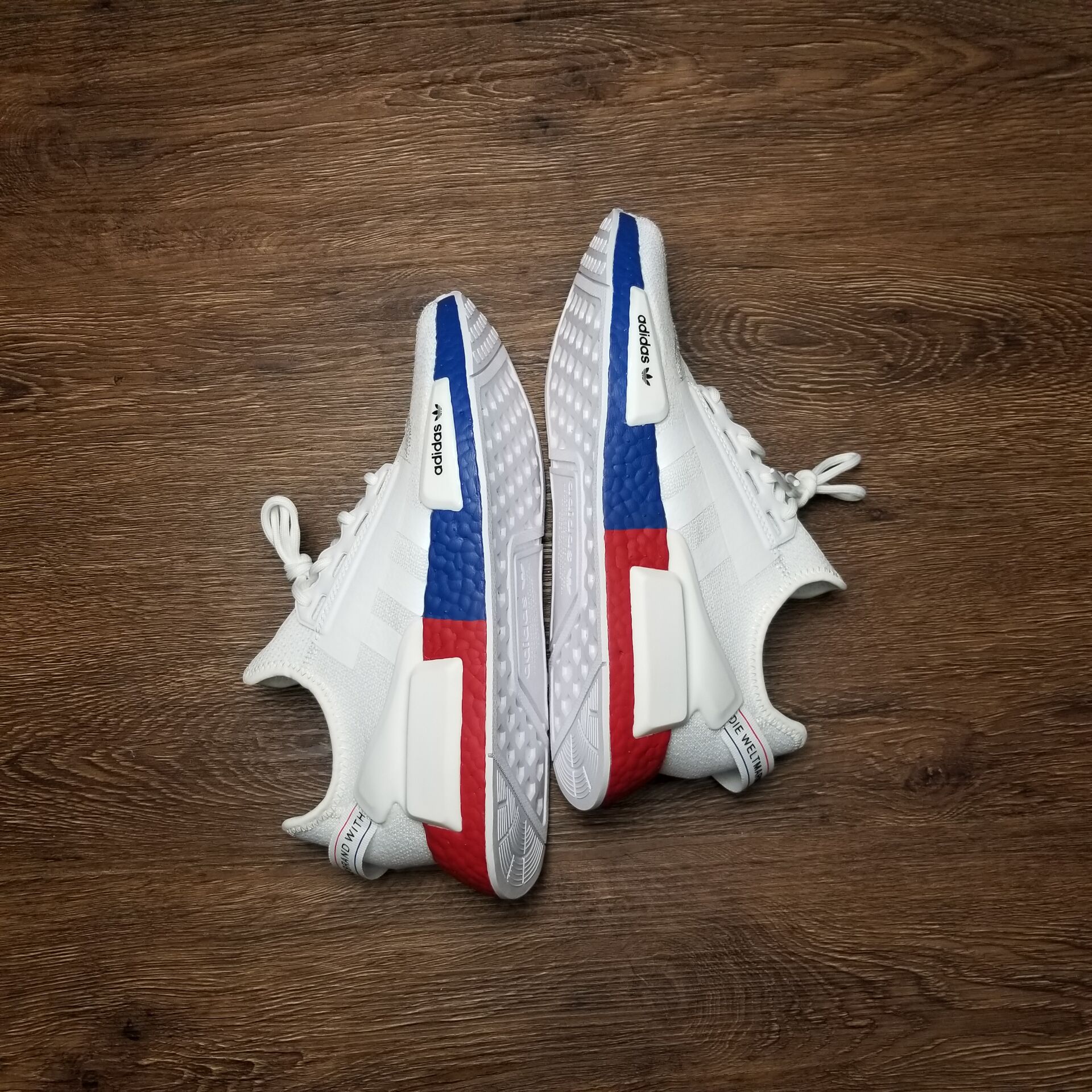（Counter Genuine） ADIDAS NMD_R1.V2 Men's Sports Sneakers A150 รองเท้า ...