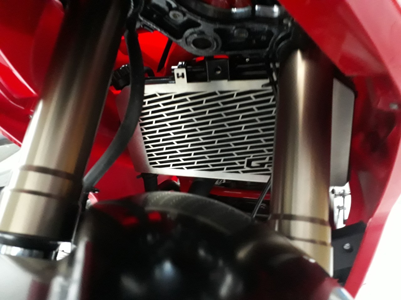 GPX DEMON GR200R การ์ดตะแกรง หม้อน้ำ สแตนเลสแท้ ตรงรุ่น 100 - MVR1 ...