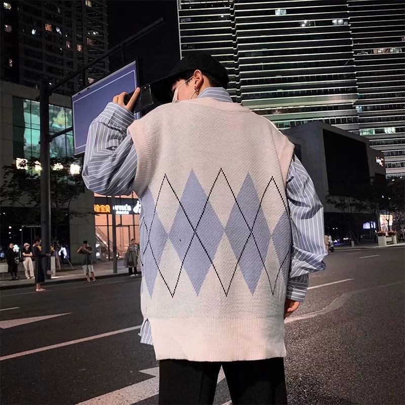 Checkered Warm Loose V-neck Men's Sweater Vests New Trend Simple Couple ...