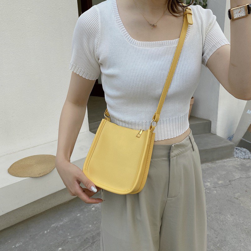 GUCSELECTED(B1812) กระเป๋าหนังสะพายข้าง ทรงสี่เหลี่ยม มีซิป ขนาดเล็ก ใส่โทรศัพท์มือถือได้ - GUC ...