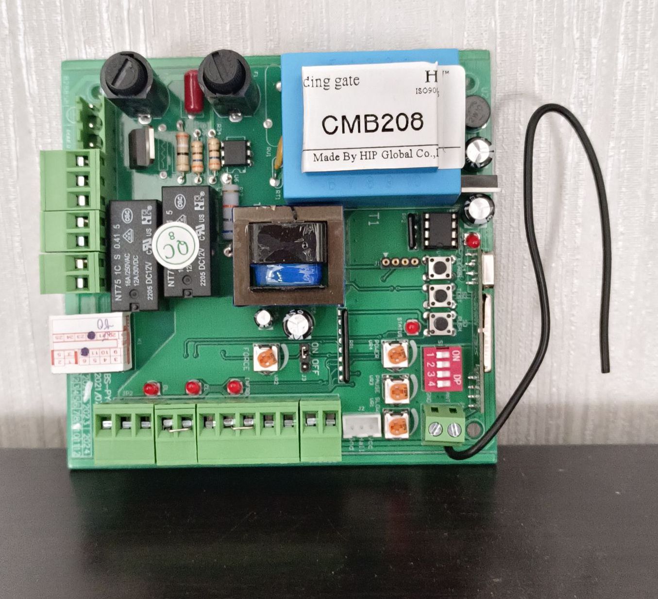 เมนบอร์ดสำหรับมอเตอร์ประตูเลื่อนอัตโนมัติ สำหรับรุ่น CMB208 บอร์ควบคุมมอเตอร์ (Control Board ...
