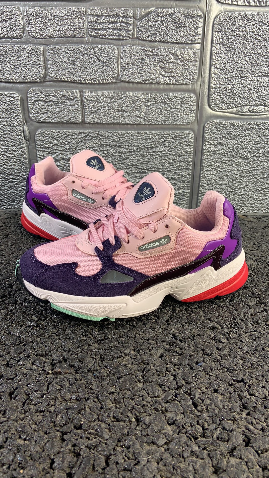 〖Thousands of repeat customers in the store〗ADIDAS FALCON W Women's ...