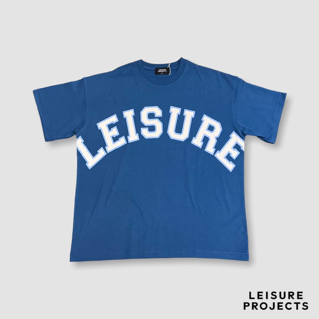 (LEISURE PROJECTS) LEISURE VARSITY OVERSIZE T-SHIRT เสื้อแขนสั้นคอกลม ...