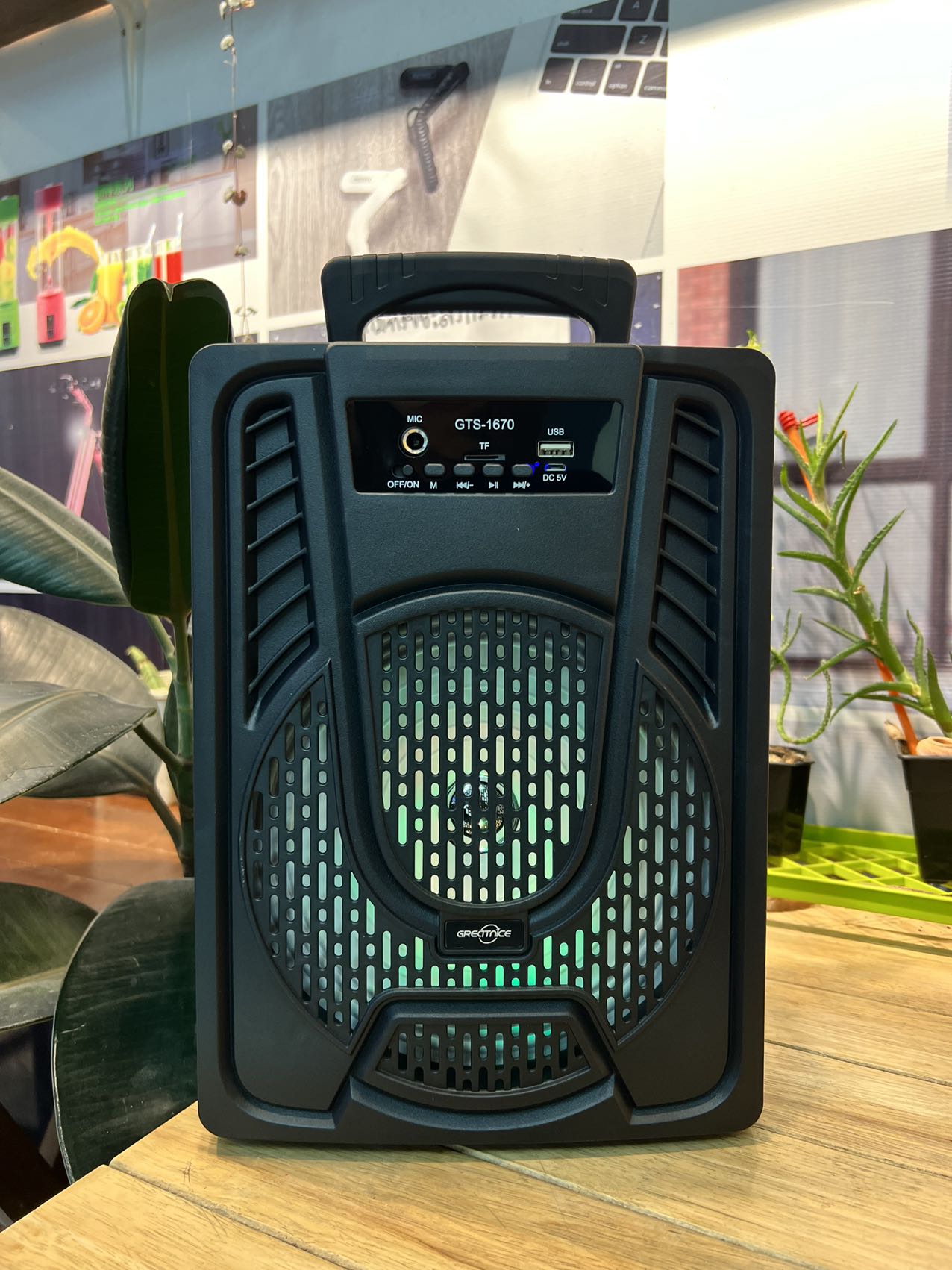 ลำโพงบลูทูธ KTS-1562 ดอก8นิ้ว แถมไมค์สาย ปรับเบสได้ รองรับAUX/USB/TF เก็บปลายทางได้ - OK888SHOP ...