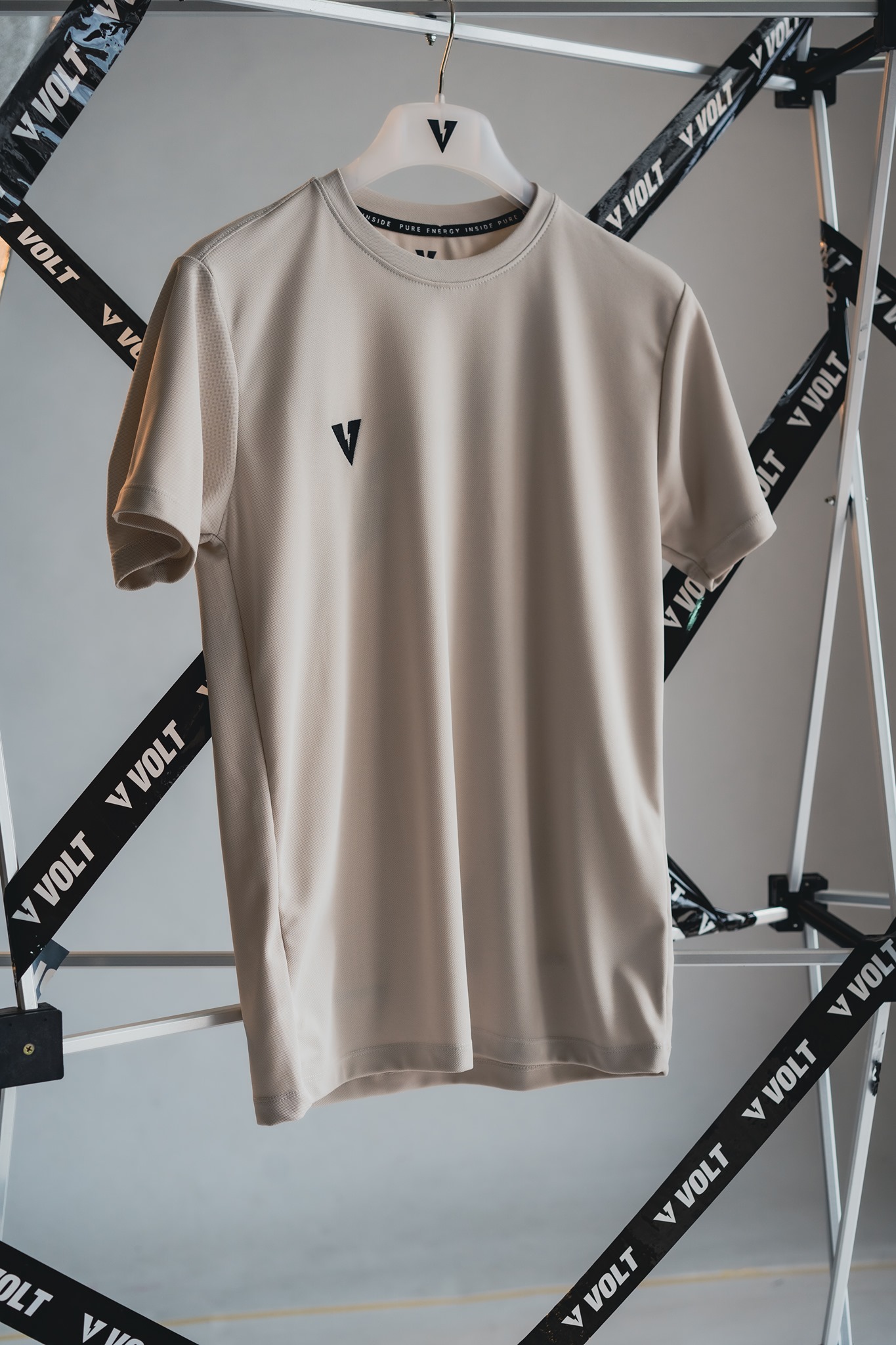 VOLT เสื้อยืด แขนสั้น สีเบจ MOMENTUM 003 T-SHIRTS BEIGE - VOLT THAILAND ...