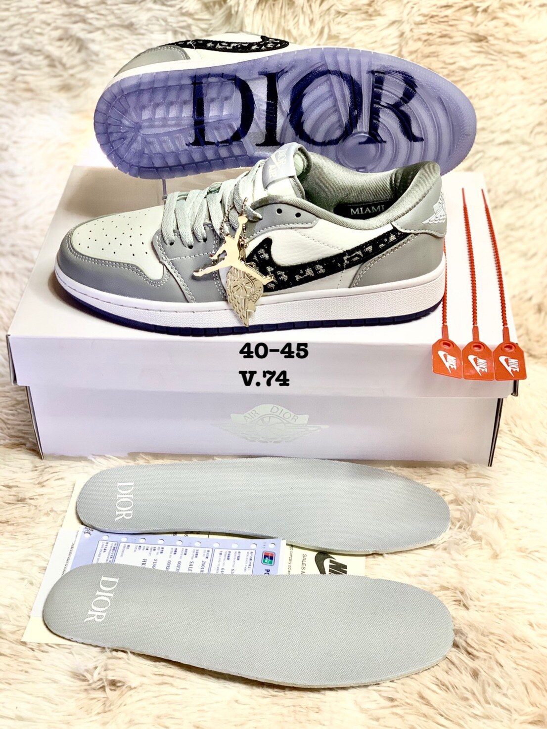 รองเท้าN Jordan 'Di/or เทา SIZE: 40-45 [พร้อมกล่องและใบเสร็จ] รองเท้า ...