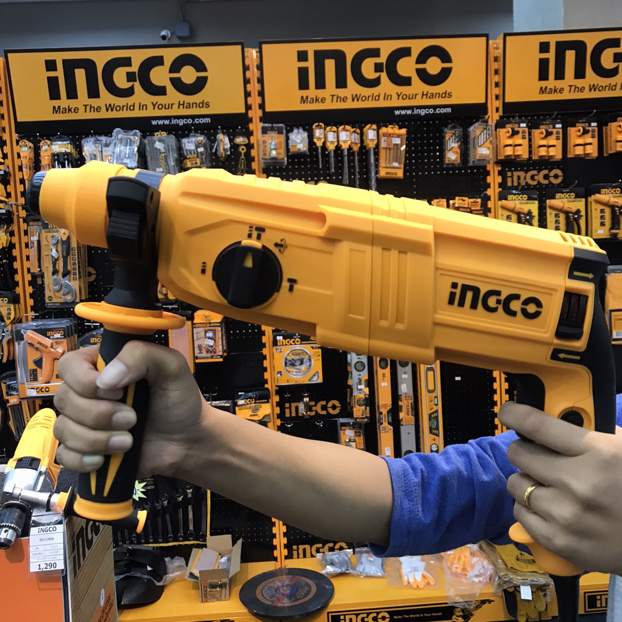 INGCO สว่านโรตารี่ 26มม 800W รหัส : RGH9028 Industrial Rotary Hammer ...