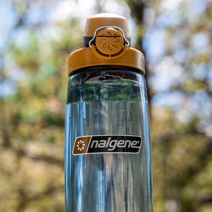 Nalgene On The Fly (OTF) Lock Top Plastic Water Bottle BPA-Free 24Oz ...
