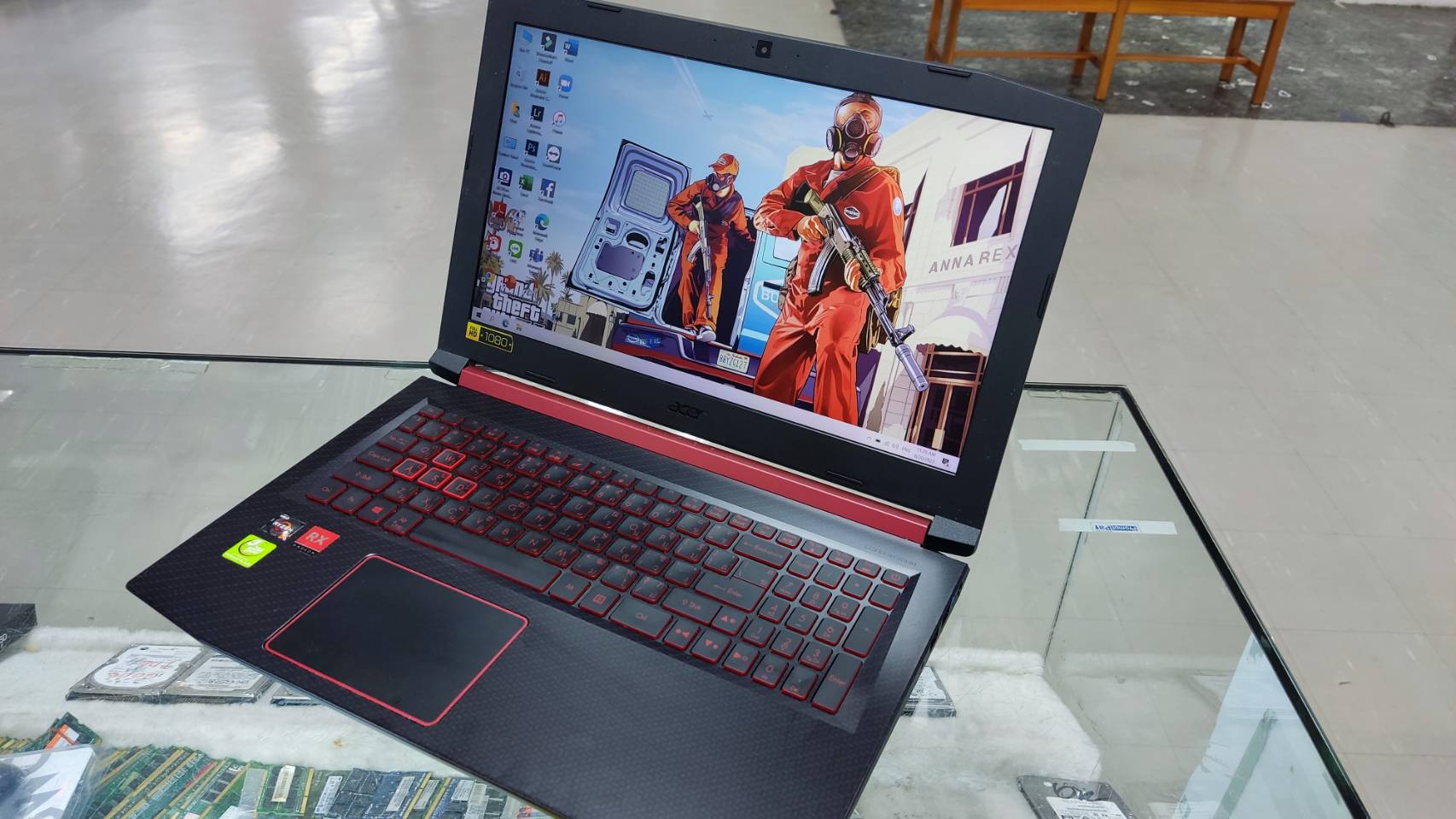 อาจเป็นรูปภาพของ ข้อความพูดว่า "NC COMPUTER acer รับซื้อโน๊ตบ๊คเสีย ...