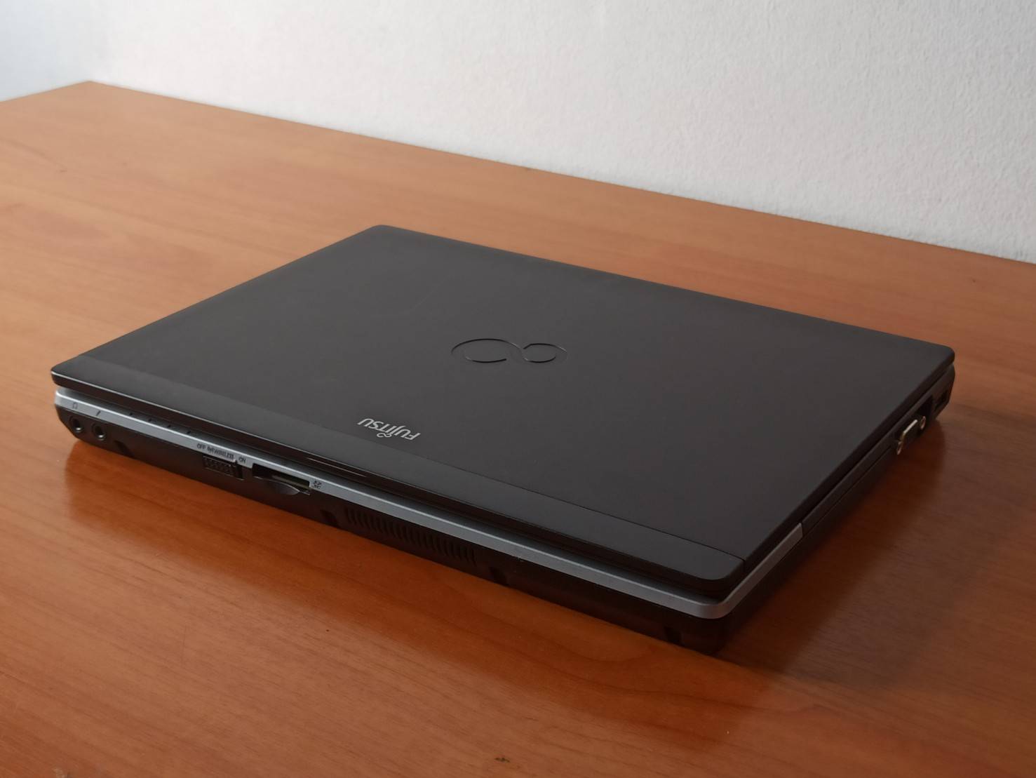 NOTEBOOK FUJITSU LIFEBOOK P772 น้ำหนักเบาพกพาง่าย ทำงาน เล่นเน็ต ยูทูป ...