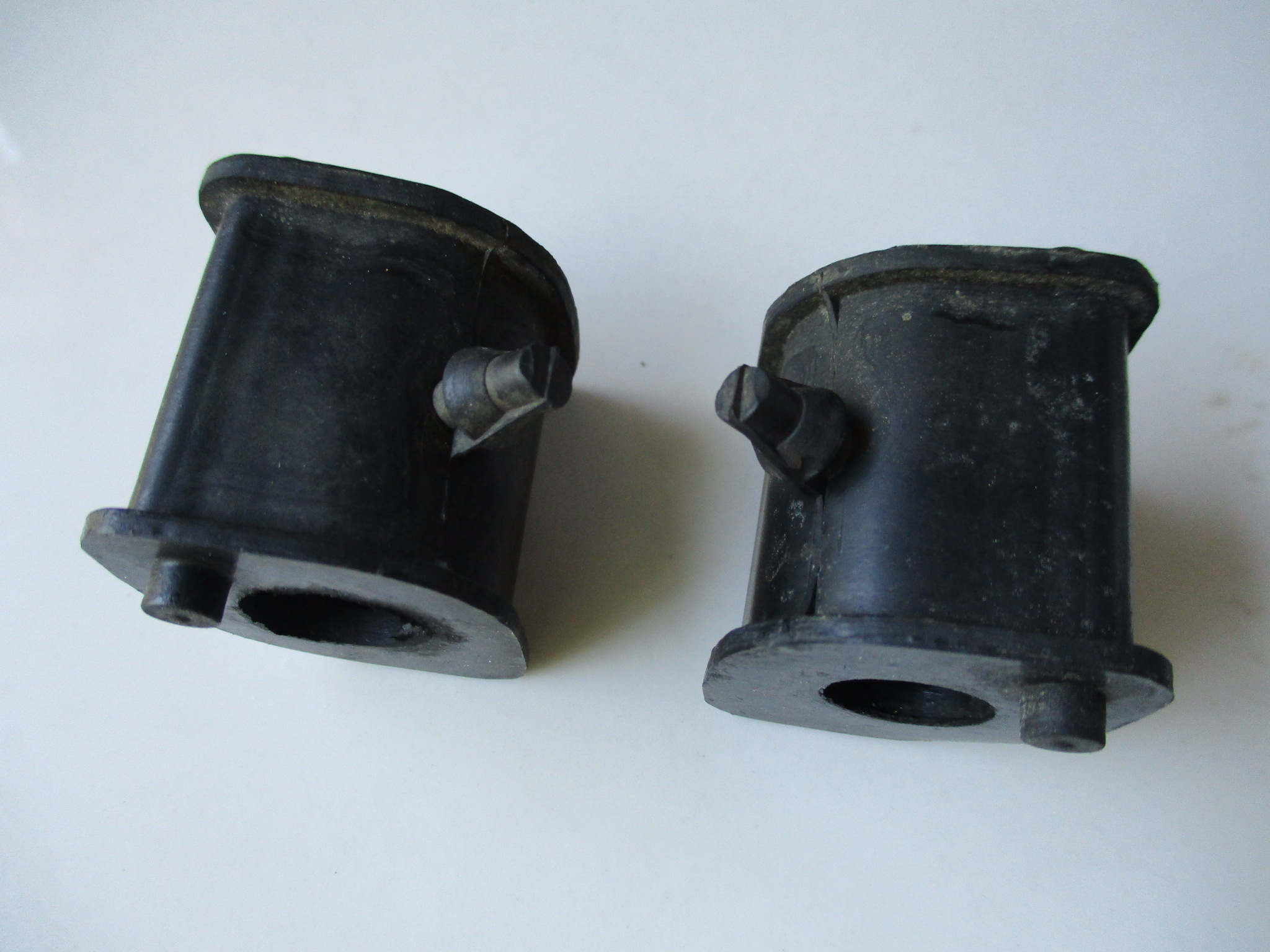 ยางกันโคลงหน้า Mitsubishi LANCER CHAMP แชมป์ CHAMP C11 C12 C2C ค่ะ 1 ...