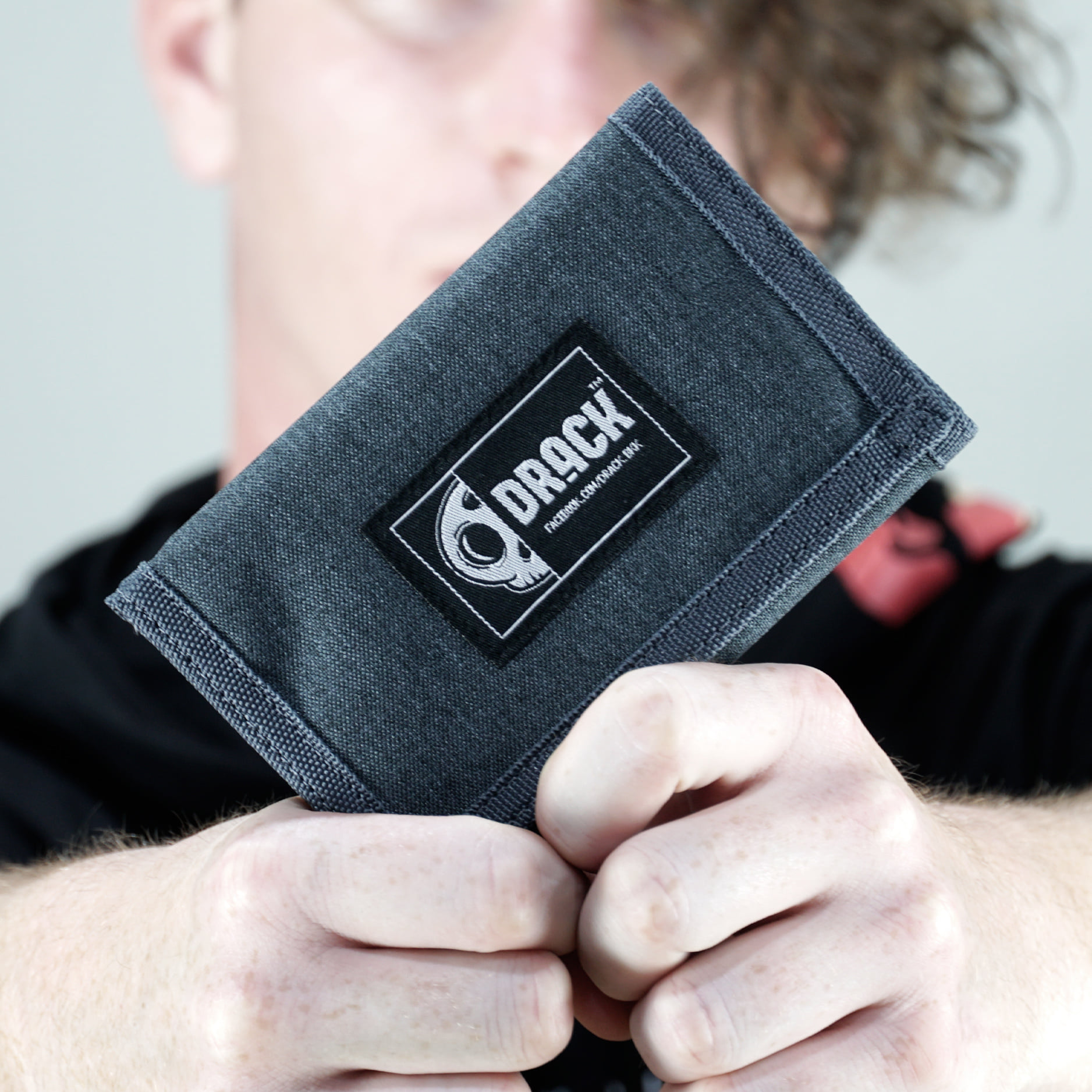 กระเป๋าสตางค์ 3 พับ แบรนด์ DRACK - wardrobe shop - ThaiPick