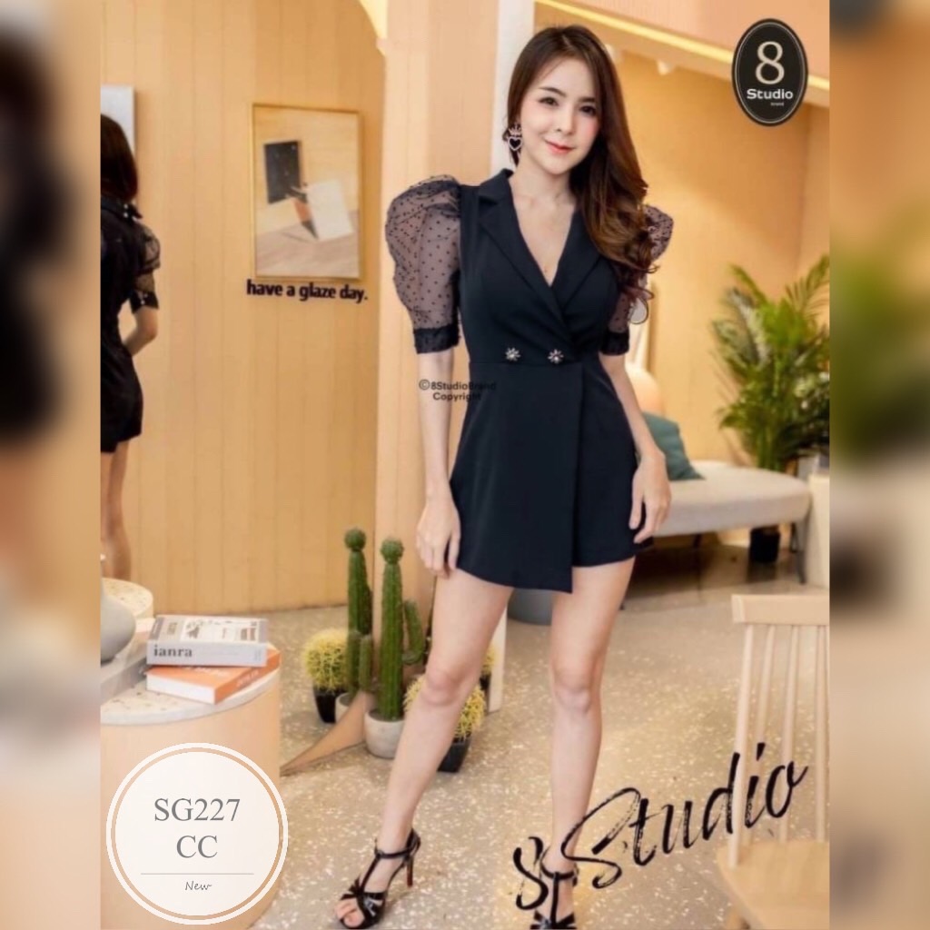 SG227 จั้มสูท กางเกงกระโปรงป้ายหน้า แขนพองผ้าแก้วลายจุด คอปก ผ้าโทนสีกรม เนื้อผ้าซาร่า ซิปหลัง ...