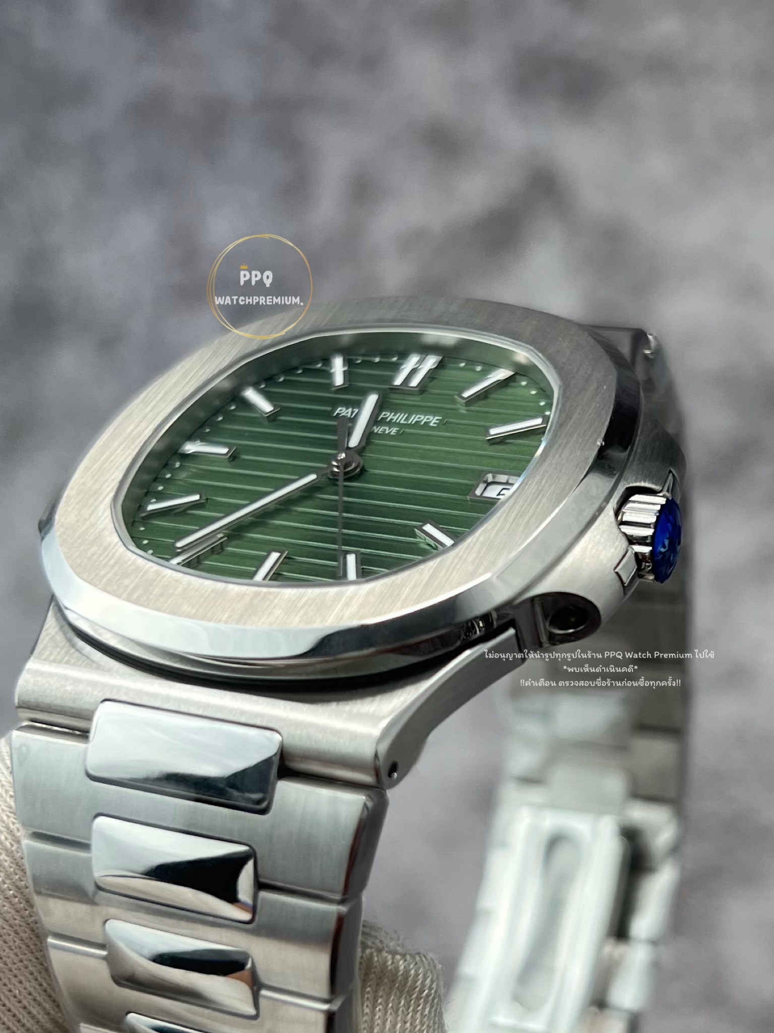 นาฬิกาข้อมือ Patek Philippe Nautilus 5711 Olive Green 40mm. (Top Swiss ...