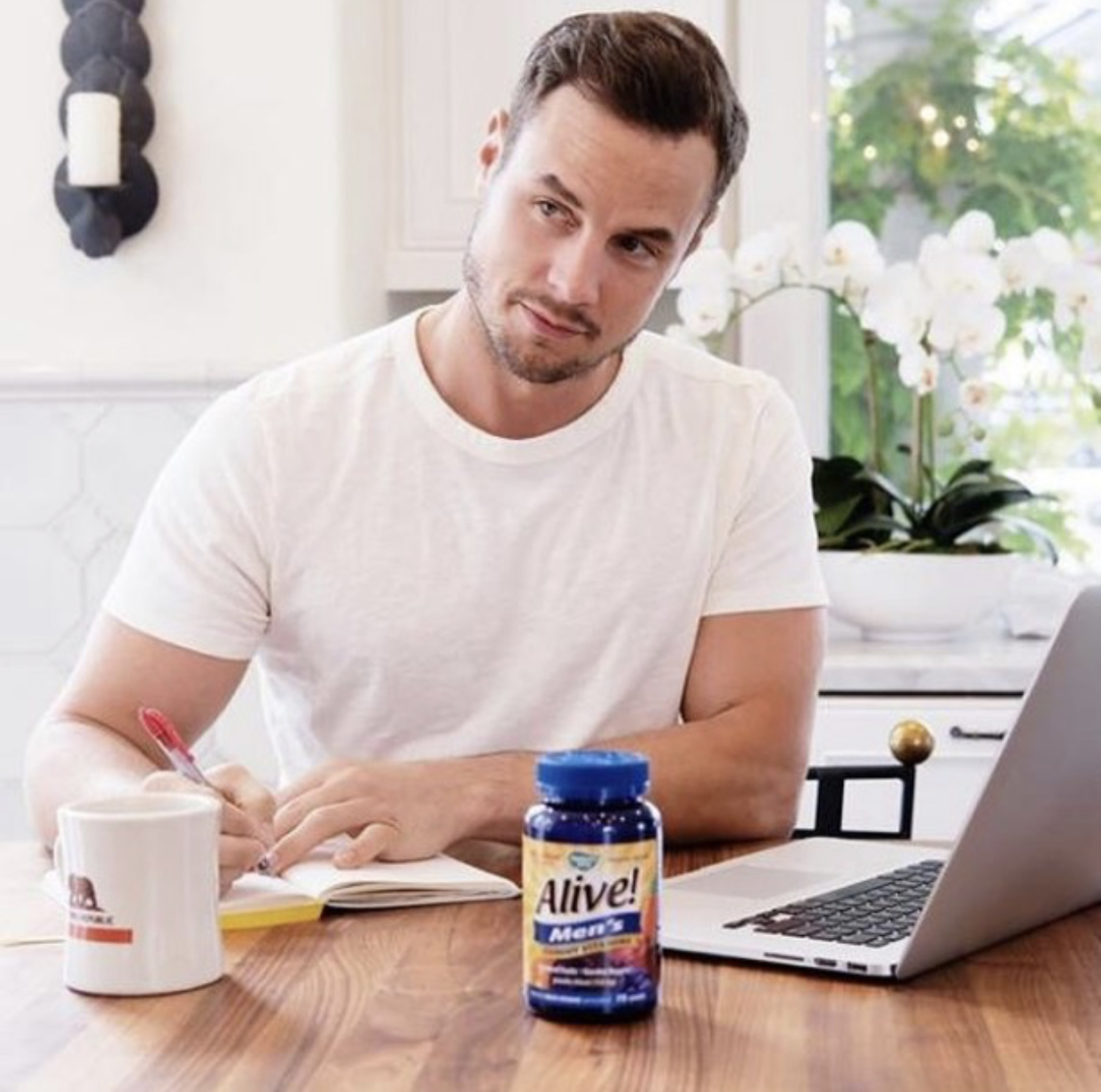 *สินค้าใหม่ ลดราคาพิเศษ เม็ดเกาะกัน* Nature's Way, Alive! Men's Gummy ...