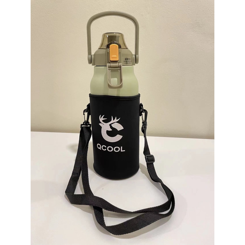 ((ขวดน้ำเด็ก)) เตรียมไป โรงเรียน กระเป๋าสายสะพาย สำหรับใส่ขวดน้ำใหญ่ QCOOL CILLE 1.7L สินค้า ...