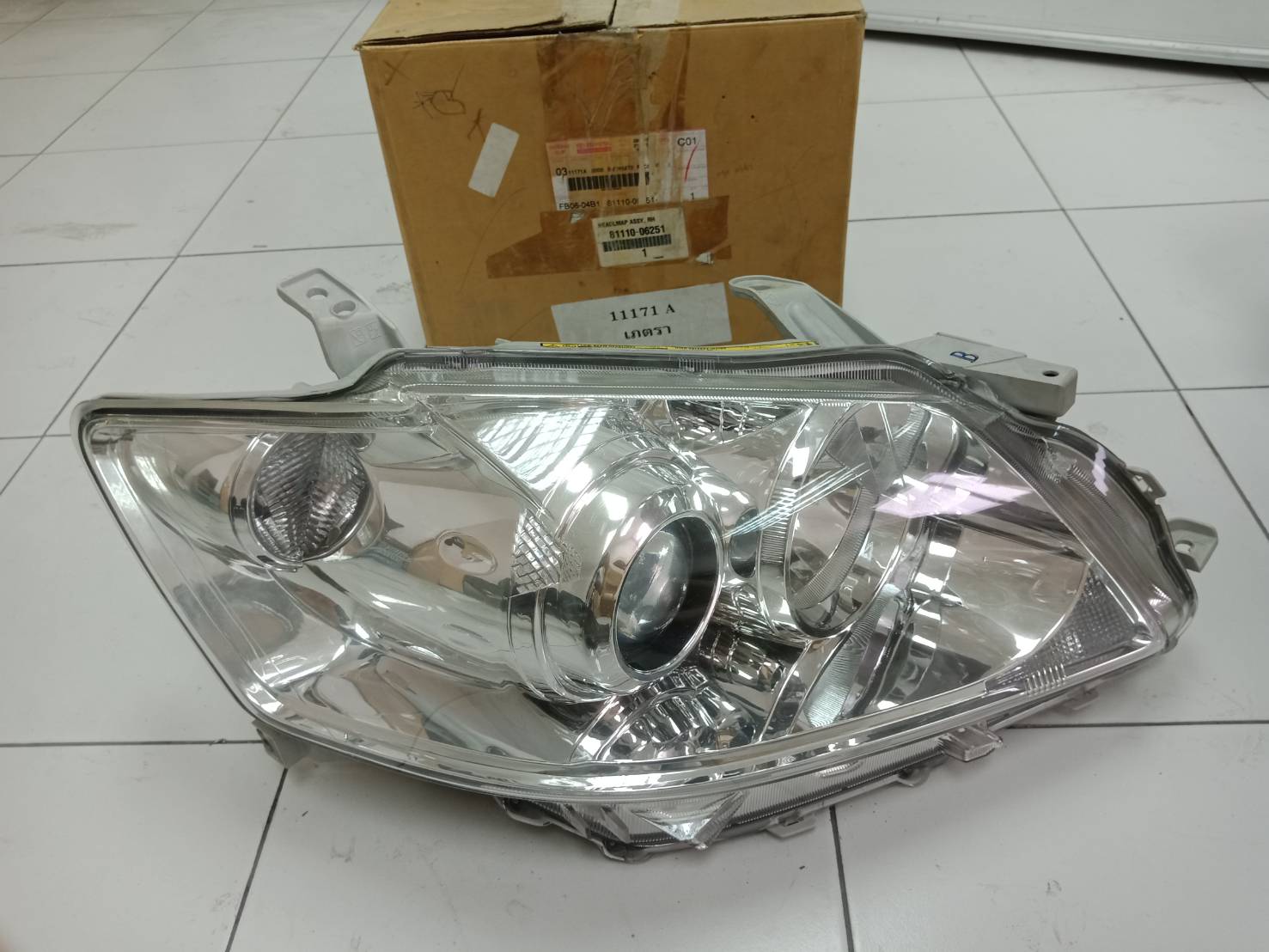 528. 81110-06251 ดวงไฟใหญ่หน้าขวาทั้งชุด CAMRY ปี 2007-2009 ของแท้ เบิก ...