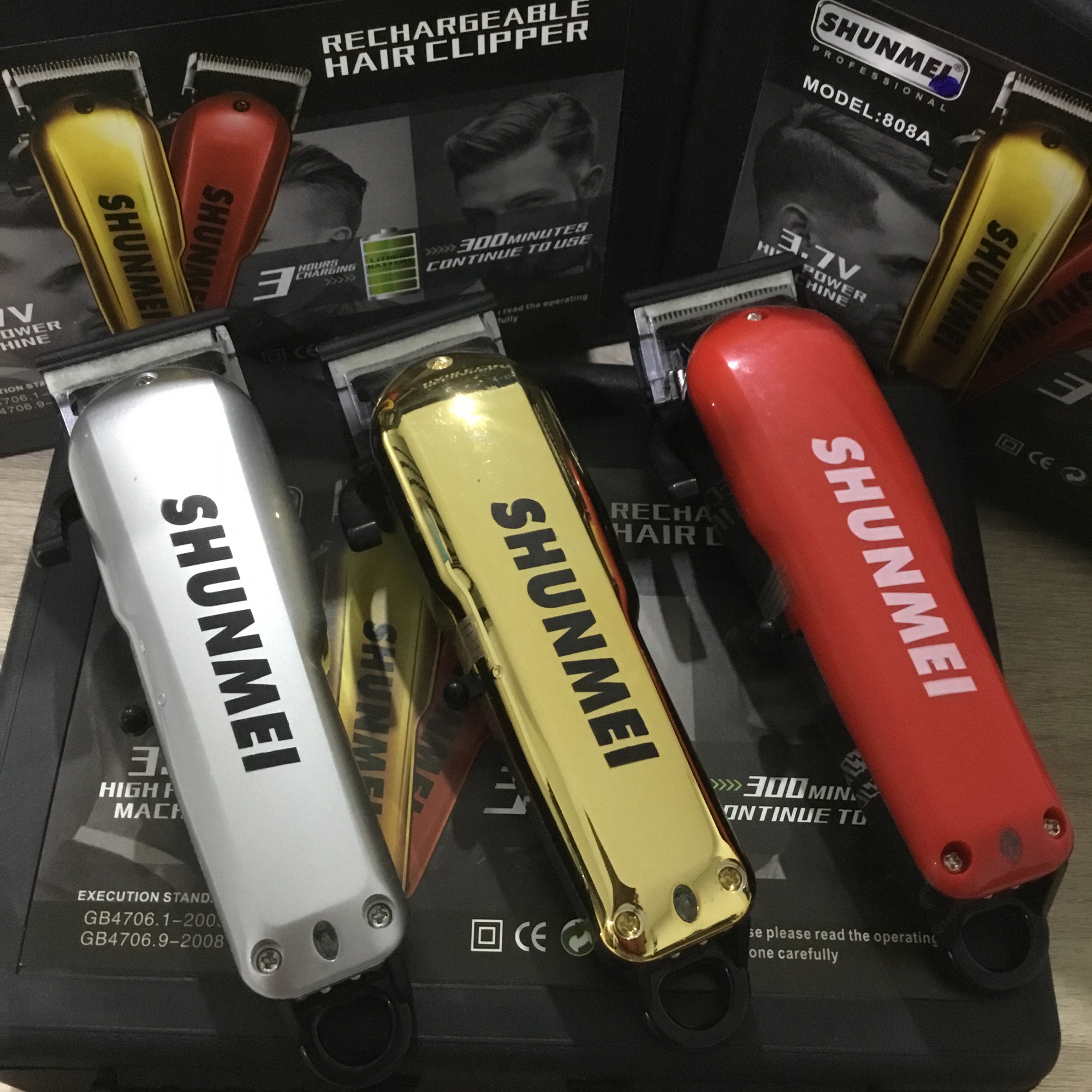 Shunmei;808A;V9000 เป็นปัตตาเลี่ยน รุ่นไร้สาย ของทางร้าน ใช้สำหรับตัดผม ทางร้านได้ทำการลับคม ตี ...