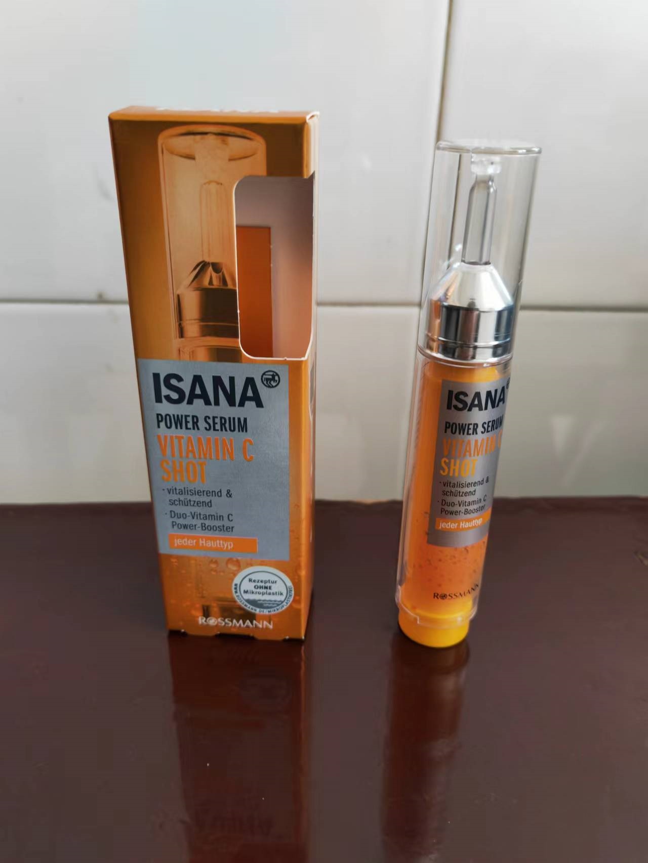 German ROSSMANN Supermarket Water Light Needle VC Essence Hyaluronic Acid Moisturizing Whitening ...