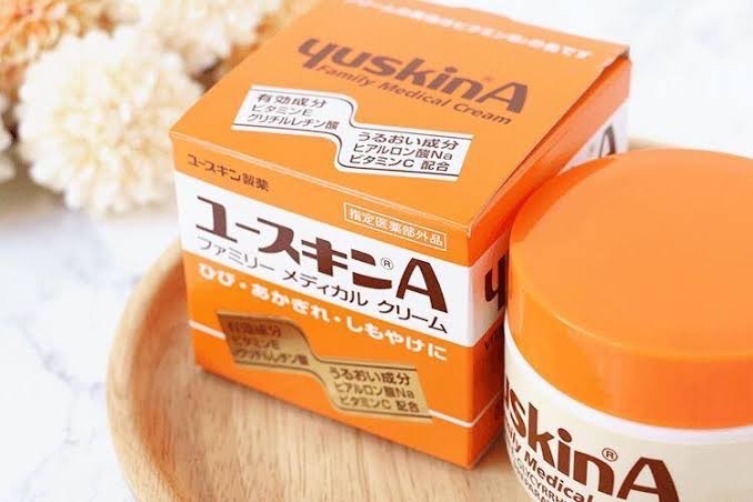 พร้อมส่งด่วน !!! ส่งฟรี ???? Yuskin Family Medical Cream 120 g. ครีมสารพัดประโยชน์ ทาได้ทั้ง ...