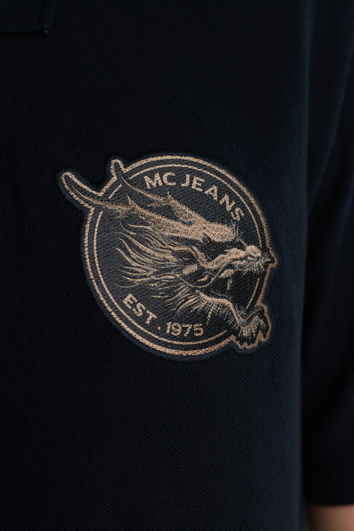 Mc jeans เสื้อโปโลแขนสั้นผู้ชาย สีกรมท่า MPTZ027 - Mc Jeans - ThaiPick