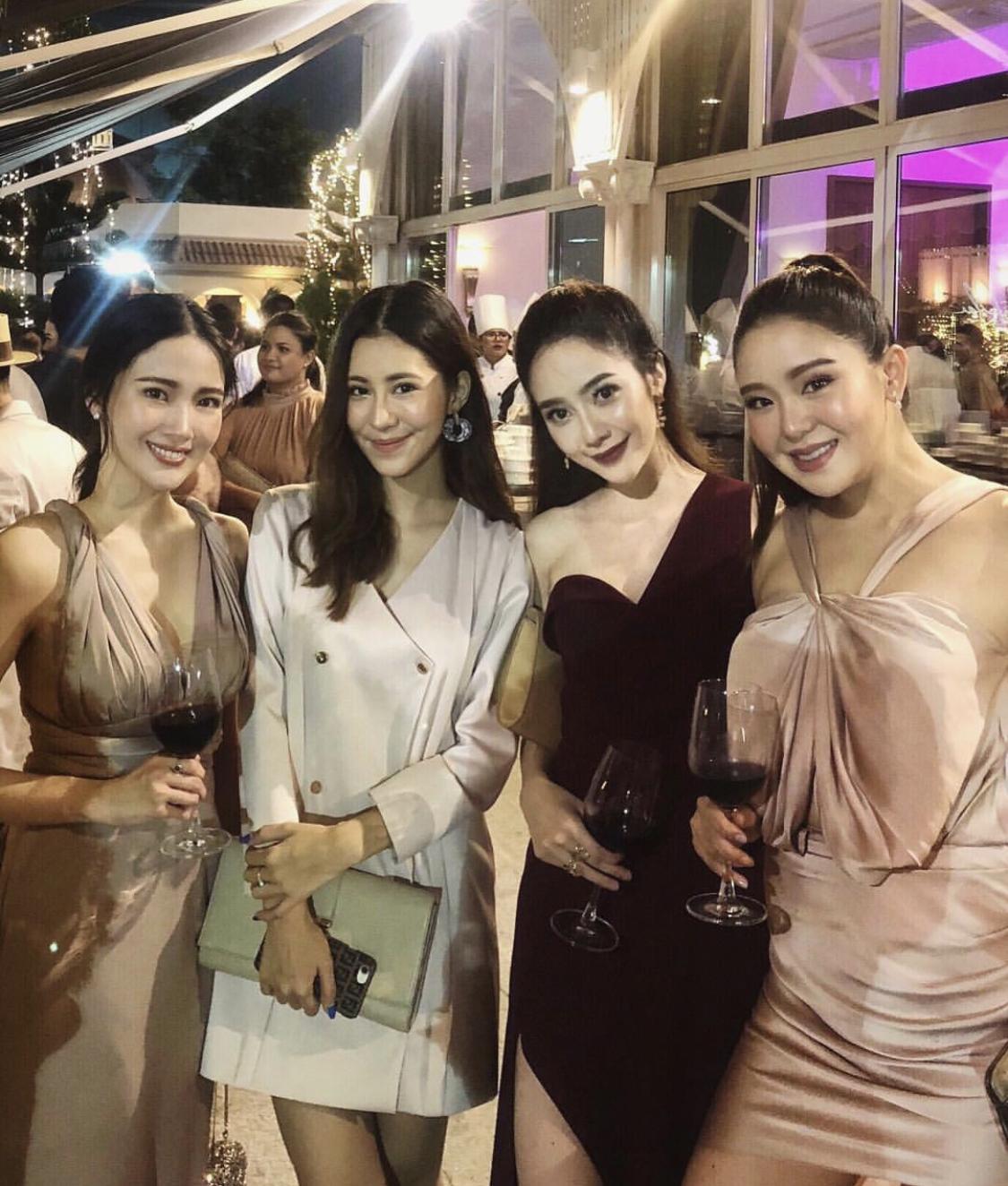 SHARYA - Classic Long Dress (Burgundy) - Sharya - ThaiPick