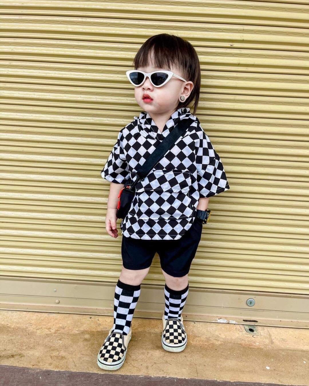 ชุดเซ็ทเด็กมีฮู้ดตารางเฉียงขาวดำสุดต๊าซหล่อเท่ห์สุดๆ - Fahty Shops ...