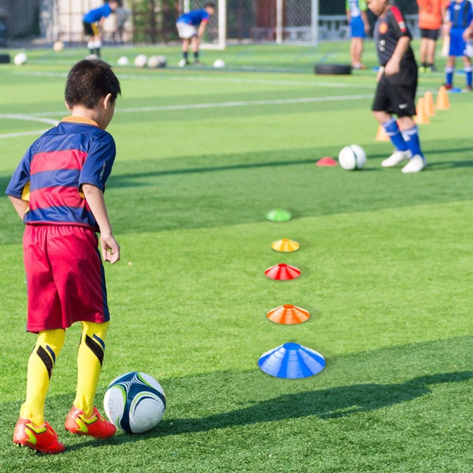กรวย กรวยซ้อมบอล กรวยฝึกซ้อม กรวยซ้อมกีฬา มาร์กเกอร์โคน ชุดละ 10 ชิ้น ...