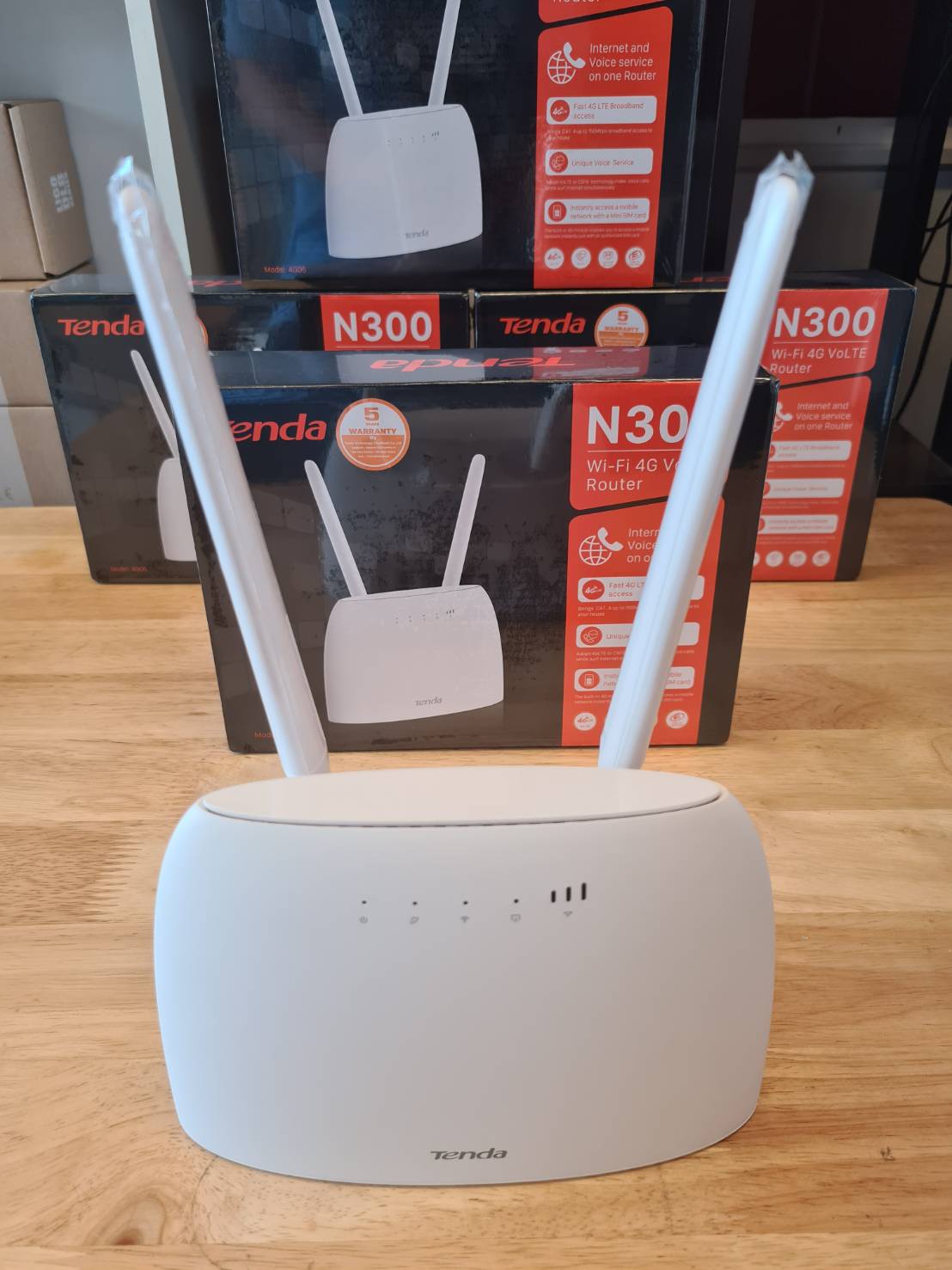 Tenda 4G06 Wireless 4G Voice-over LTE Router N300 เร้าเตอร์ไวไฟใส่ซิม (รับประกันศูนย์ Tenda ...