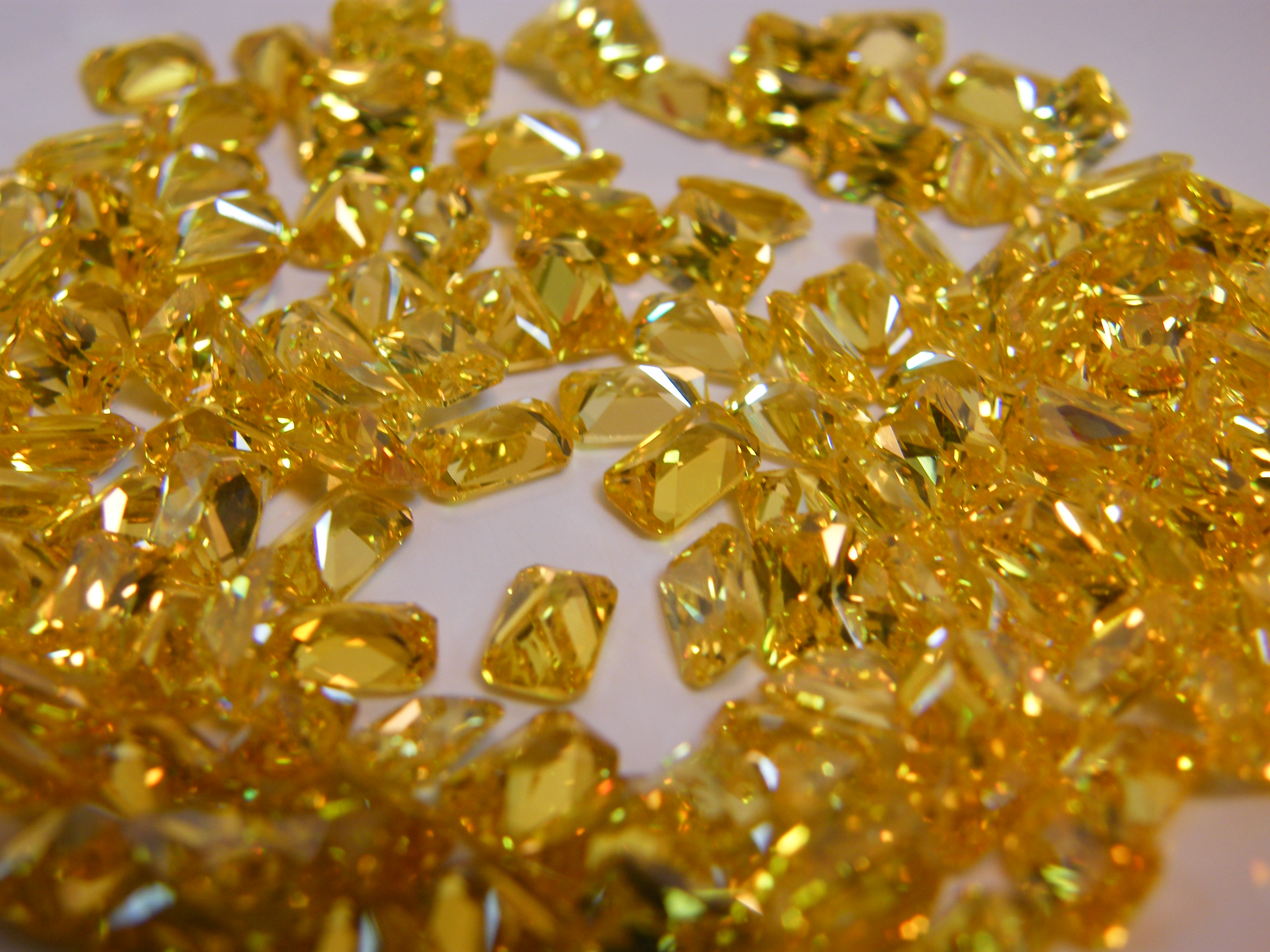 7X5MM เพชรรัสเซียส สีเหลืองสีเหลี่ยม YELLOW CANARY STONE - astore ...