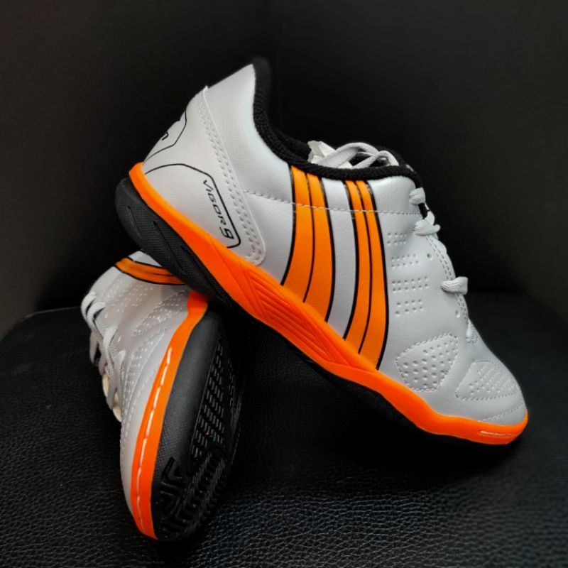 [คุ้มราคา!!] Pan รองเท้าฟุตซอลเด็กแพน รองเท้าฟุตบอลเด็กแพน Pan Vigor8 ...