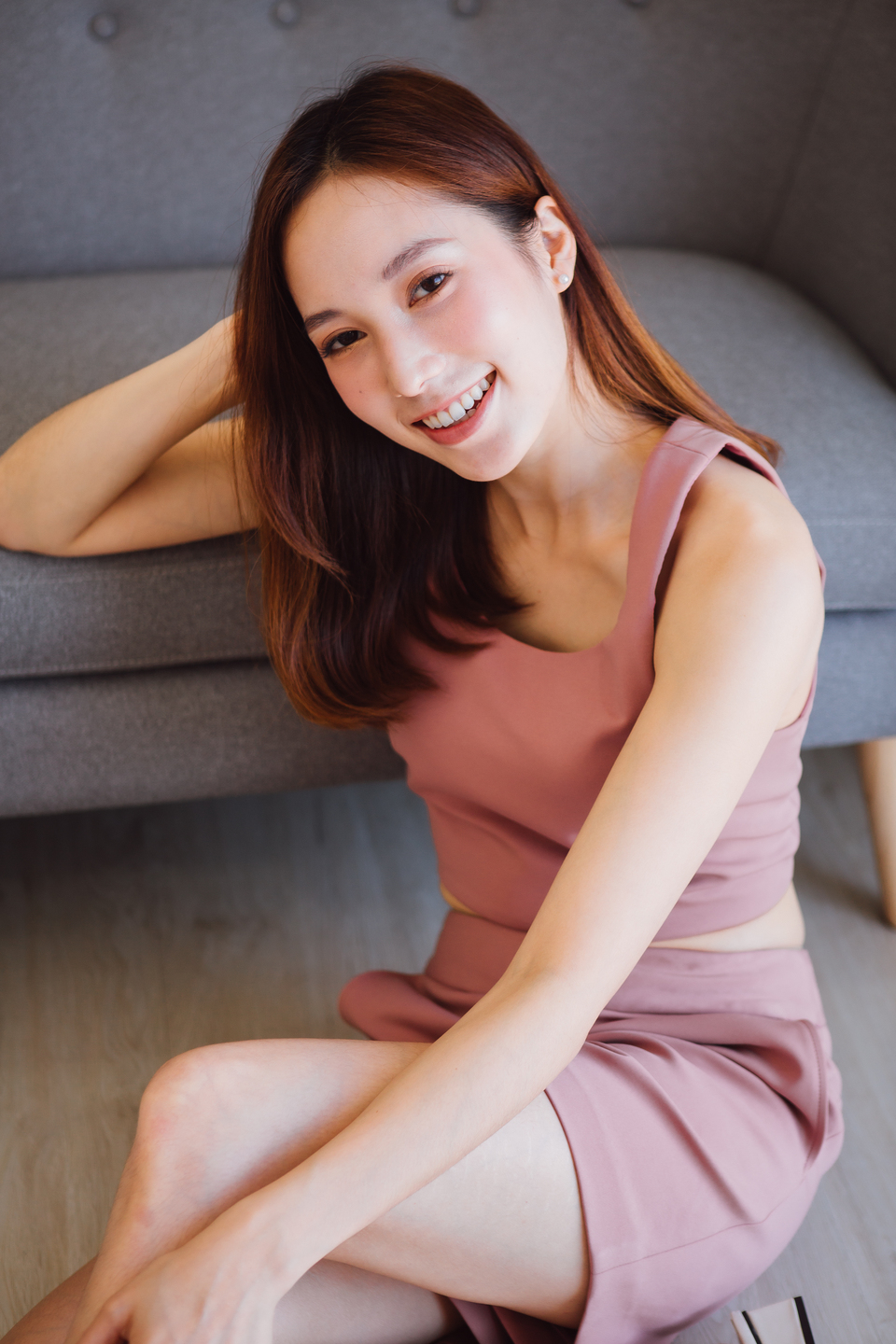 Weerin Basic Top เสื้อครอปแขนกุด ทรงเข้ารูปพอดีตัว สีชมพูกะปิ - weerin ...